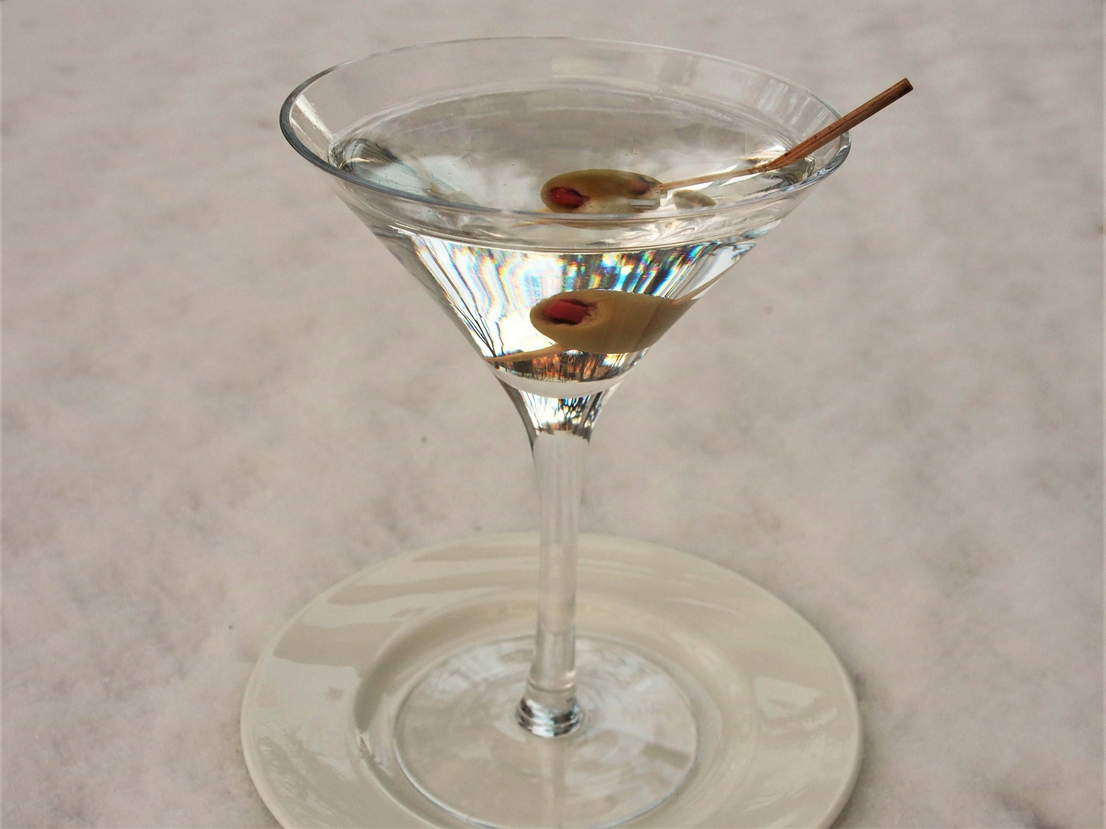 A CLASSIC MARTINI – The Weathered Grey Table